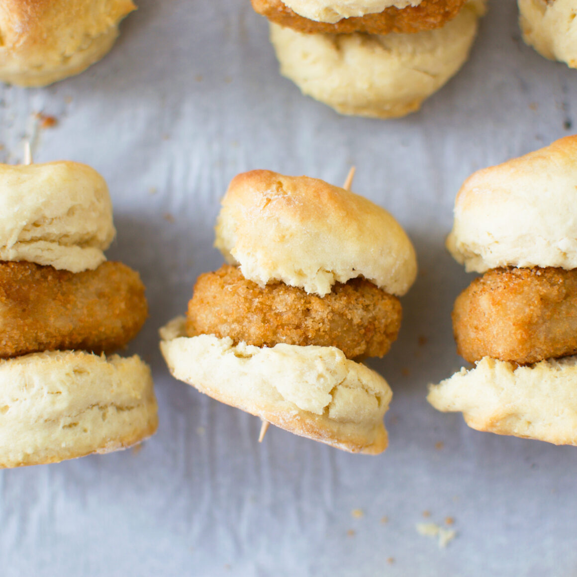 Mini Vegan Chicken Biscuits | ICanYouCanVegan ICanYouCanVegan Mini Biscuits