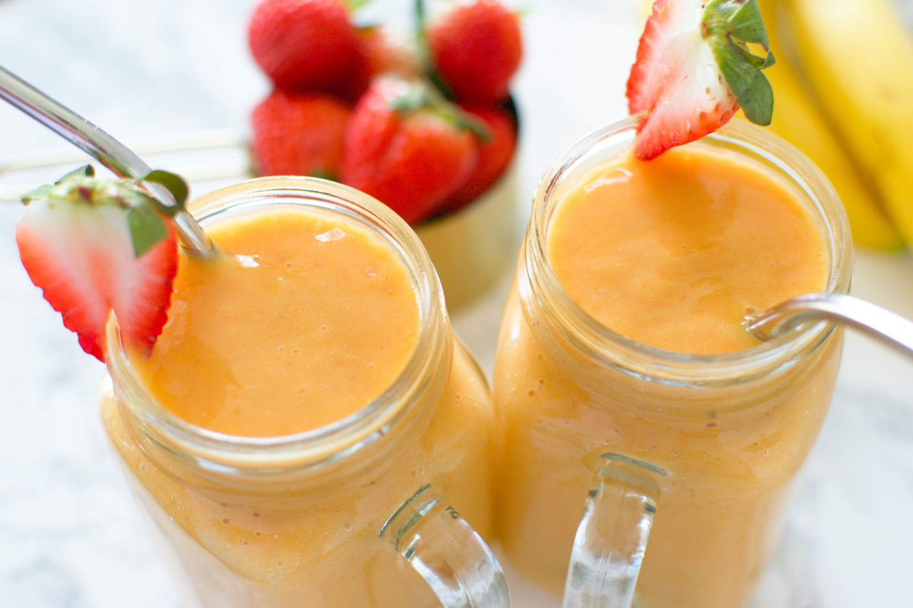 Pineapple Mango Smoothie | ICanYouCanVegan ICanYouCanVegan Pineapple Mango