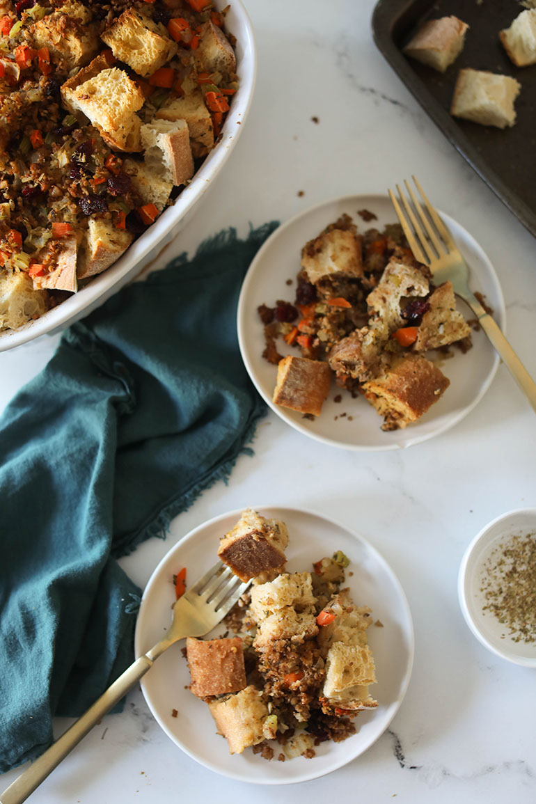 Vegan Sausage Stuffing With Walnut Meat [+VIDEO] | ICanYouCanVegan