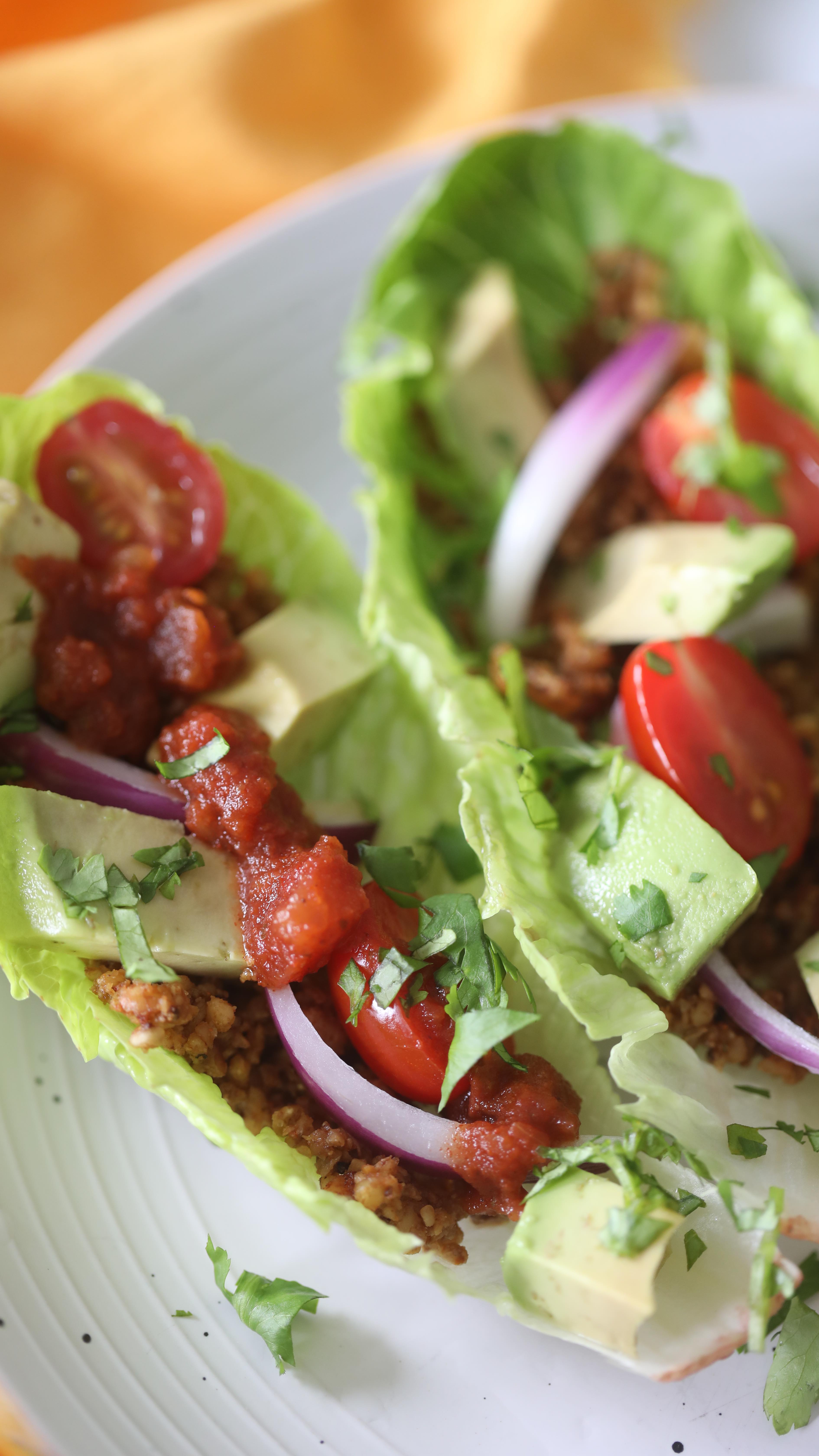 Atlas Monroe Vegan Fried Chicken Review | ICanYouCanVegan ICanYouCanVegan